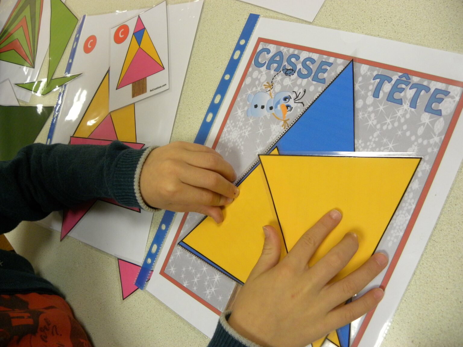 GEOMETRIE DE Noël : Ma forêt géométrique • ReCreatisse